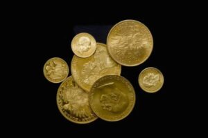 The origin of the first money. From history to the present day